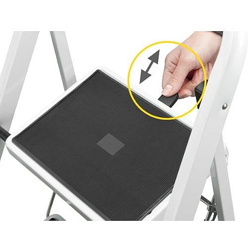 סולם מעקה 3 שלבים HAILO היילו דגם K40 4397200 | X-PRESS