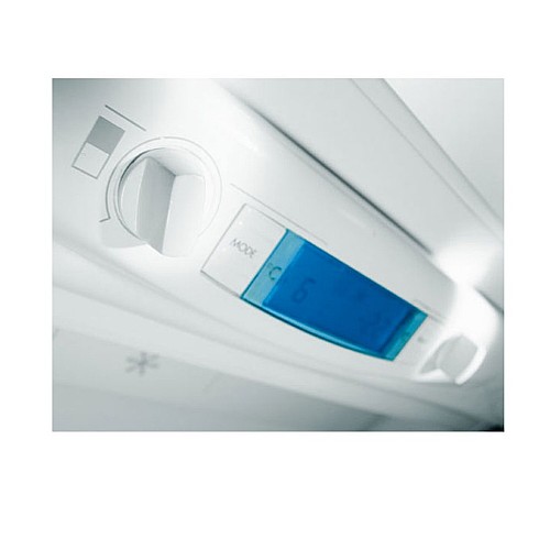 מקרר אינטגראלי מלא מבית SCHOLTES שולטס דגם RCB90 | X-PRESS